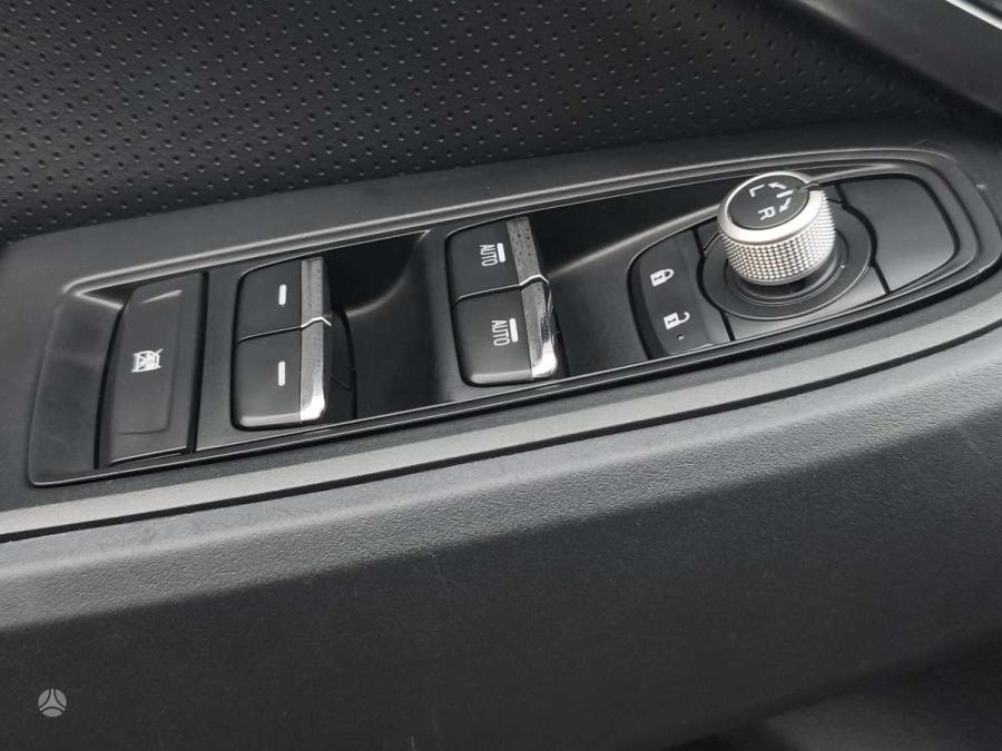 Серый Субару Crosstrek 2023 в Вильнюс, объемом двигателя 2.50 л и пробегом 42 тыс. км за 19999 €, фото 15 на AUTOMOTO.COM.LV