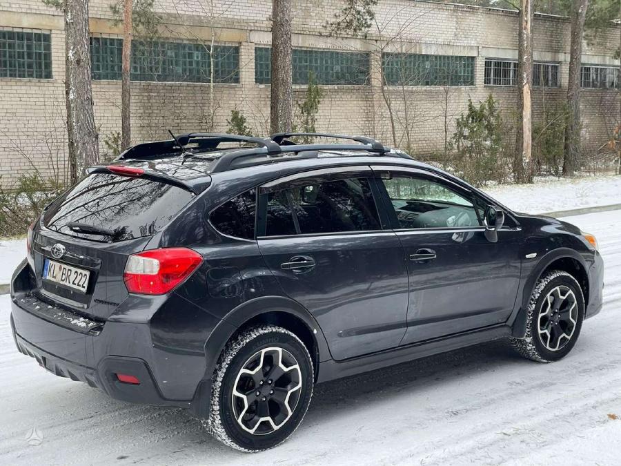 Pelēks Subaru Crosstrek 2013 Varėna, ar dzinēja tilpumu 2.00 L un nobraukumu 206 tūkst. km par 6000 €, foto 5 vietnē AUTOMOTO.COM.LV