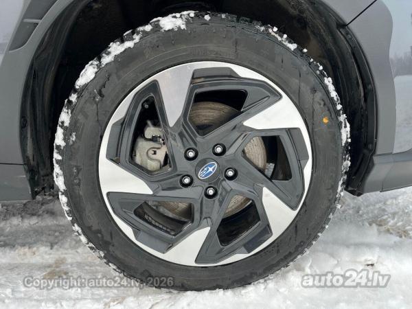 Pelēks Subaru Crosstrek 2025 Tartu, ar dzinēja tilpumu 2.00 L un nobraukumu 17 tūkst. km par 33900 €, foto 11 vietnē AUTOMOTO.COM.LV