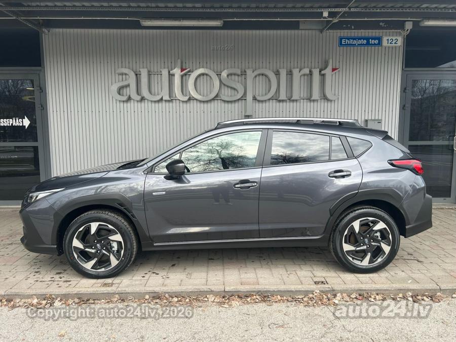 Pelēks Subaru Crosstrek 2026 Tallina, ar dzinēja tilpumu 2.00 L un nobraukumu 10 tūkst. km par 34500 €, foto 3 vietnē AUTOMOTO.COM.LV
