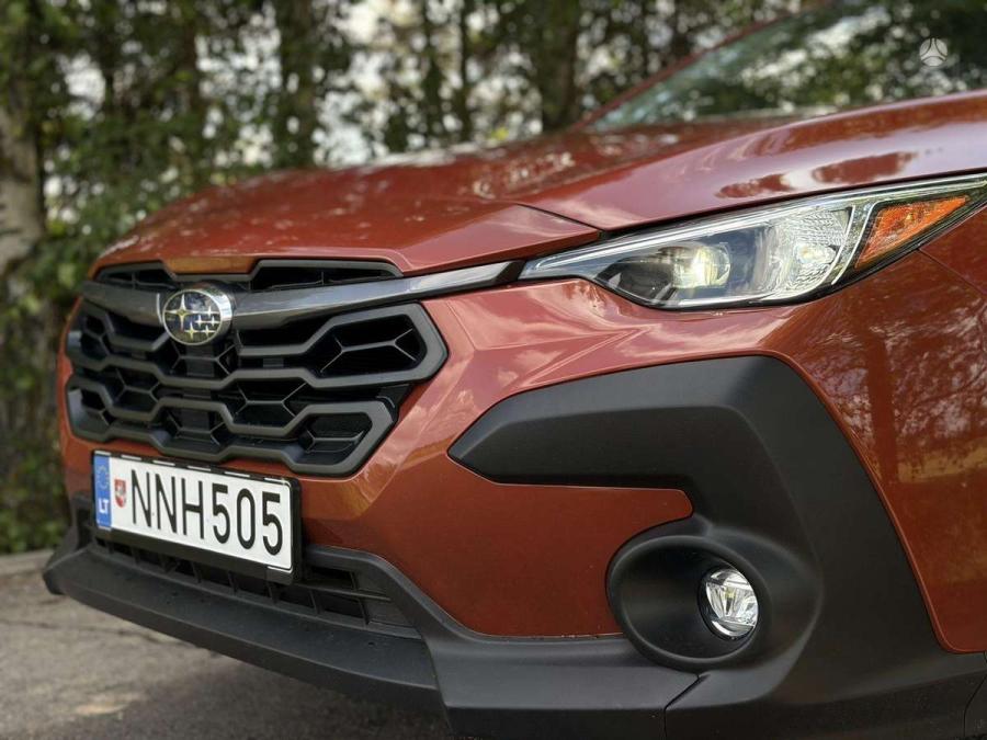 Orange Subaru Crosstrek 2024 in Vilnius, with an engine capacity of 2.00 L and mileage of 43 thousand km for 26000 €, photo 9 on AUTOMOTO.COM.LV