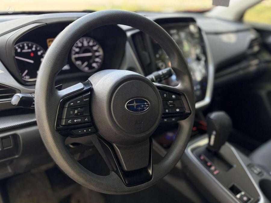 Orange Subaru Crosstrek 2024 in Vilnius, with an engine capacity of 2.00 L and mileage of 43 thousand km for 26000 €, photo 16 on AUTOMOTO.COM.LV
