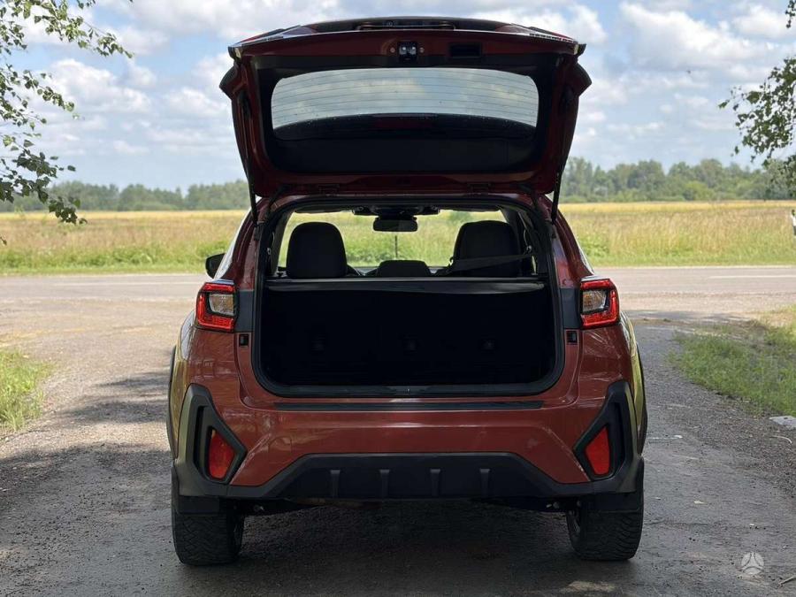 Orange Subaru Crosstrek 2024 in Vilnius, with an engine capacity of 2.00 L and mileage of 43 thousand km for 26000 €, photo 29 on AUTOMOTO.COM.LV
