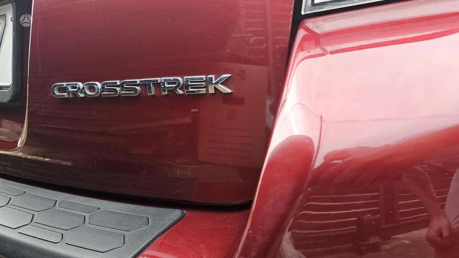 Красный Субару Crosstrek 2019 в Вильнюс, объемом двигателя 2.00 л и пробегом 77 тыс. км за 19000 €, фото 1 на AUTOMOTO.COM.LV