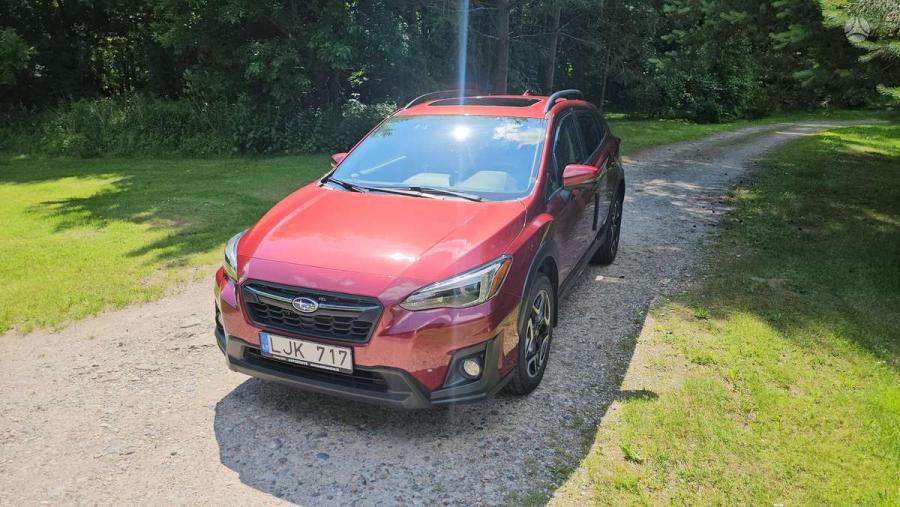 Красный Субару Crosstrek 2019 в Вильнюс, объемом двигателя 2.00 л и пробегом 77 тыс. км за 19000 €, фото 4 на AUTOMOTO.COM.LV