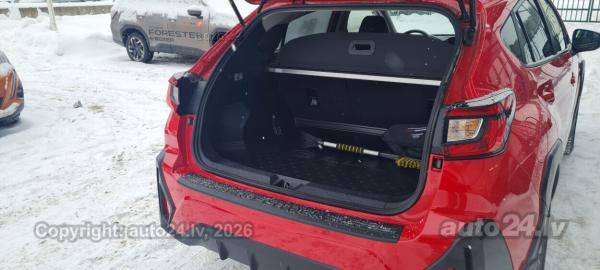 Red Subaru Crosstrek 2024 in Tallinn, with an engine capacity of 2.00 L and mileage of 13 thousand km for 32900 €, photo 11 on AUTOMOTO.COM.LV