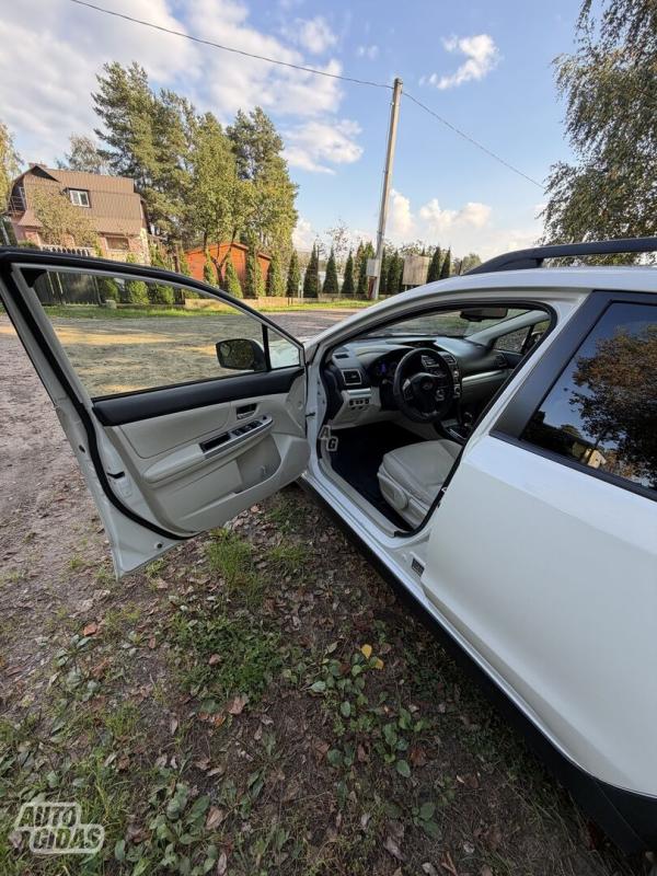Subaru Crosstrek 2015 Viļņa vietnē Balts Subaru Crosstrek 2015 Viļņa, ar dzinēja tilpumu 2.00 L un nobraukumu 152 tūkst. km par 10000 €, foto 7 vietnē AUTOMOTO.COM.LV