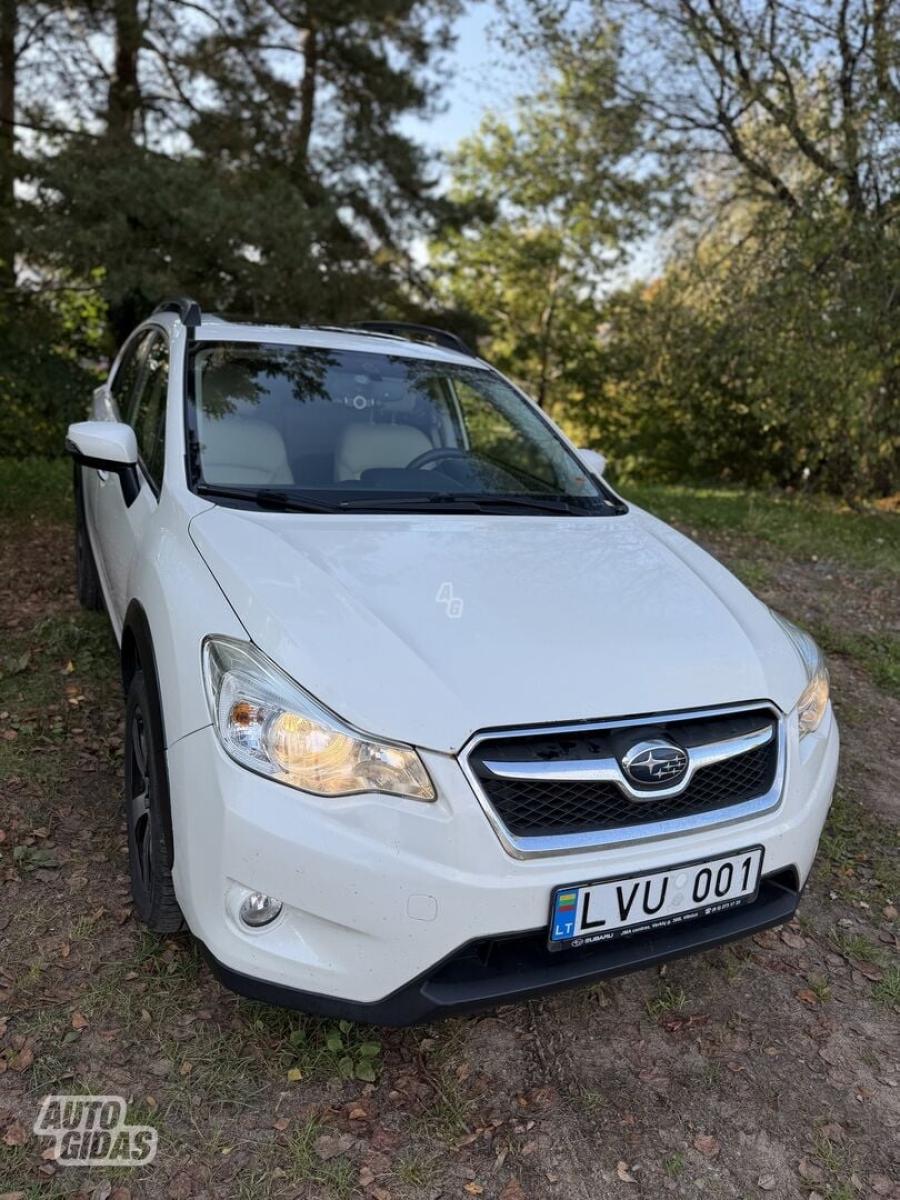 Белый Субару Crosstrek 2015 в Вильнюс, объемом двигателя 2.00 л и пробегом 152 тыс. км за 10000 €, фото 14 на AUTOMOTO.COM.LV