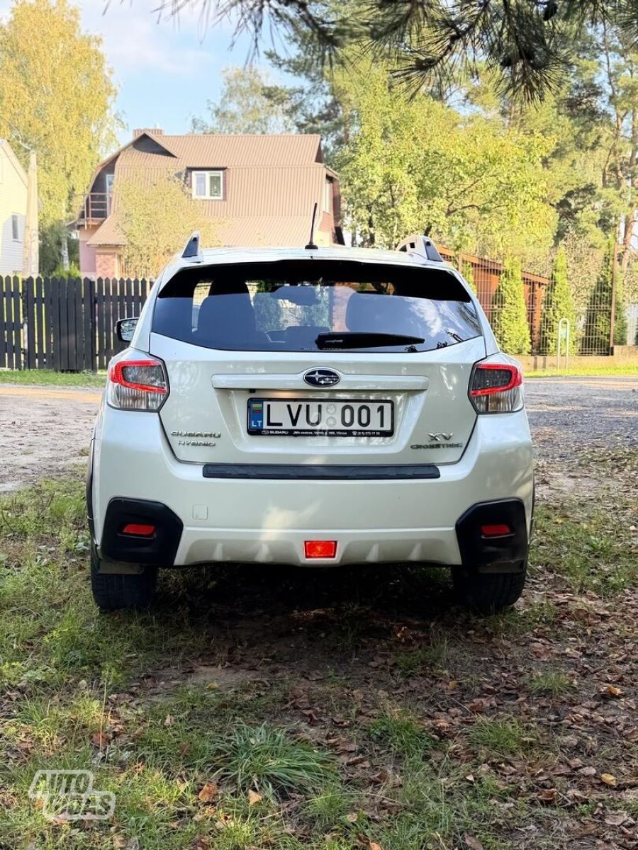 Белый Субару Crosstrek 2015 в Вильнюс, объемом двигателя 2.00 л и пробегом 152 тыс. км за 10000 €, фото 16 на AUTOMOTO.COM.LV