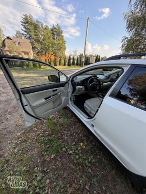 Белый Субару Crosstrek 2015 в Вильнюс, объемом двигателя 2.00 л и пробегом 152 тыс. км за 10000 €, фото 20 на AUTOMOTO.COM.LV