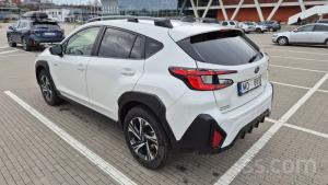 White Subaru Crosstrek 2024 in Rezekne, with an engine capacity of 2.00 L and mileage of 30 thousand km for 26500 €, photo 5 on AUTOMOTO.COM.LV