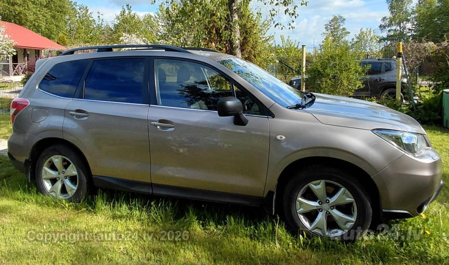 Beige Subaru Forester 2015 in Tallinn, with an engine capacity of 2.00 L and mileage of 170 thousand km for 10000 €, photo 3 on AUTOMOTO.COM.LV