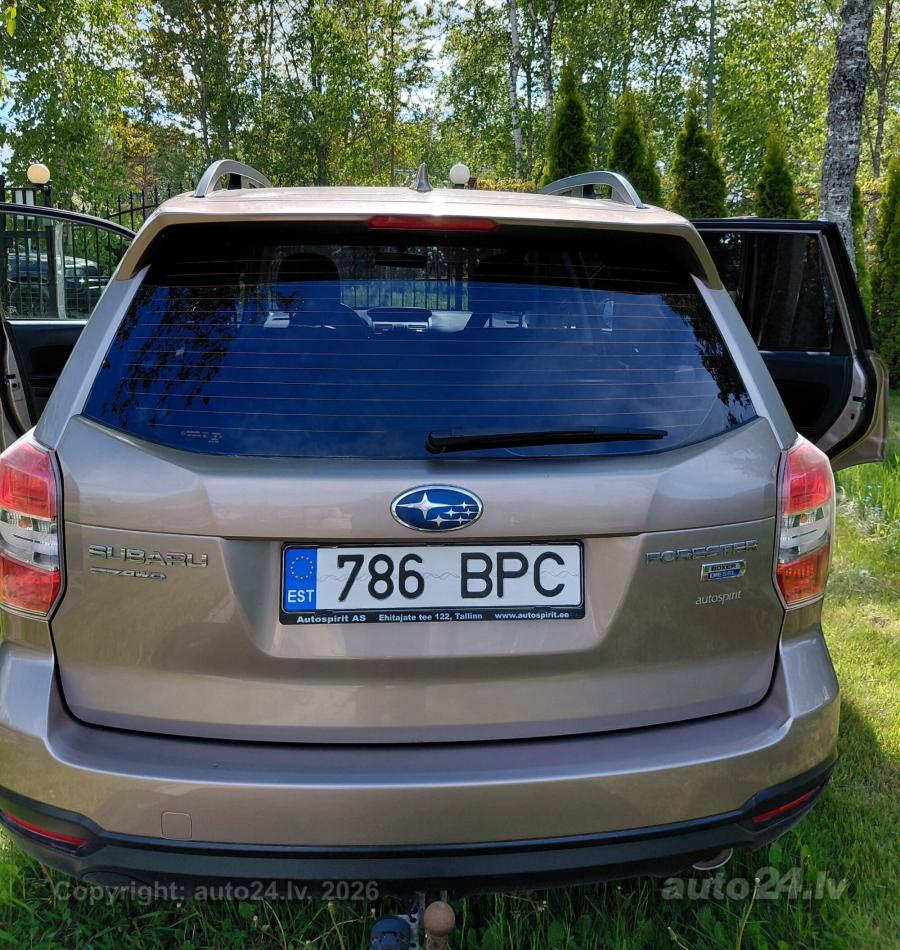 Beige Subaru Forester 2015 in Tallinn, with an engine capacity of 2.00 L and mileage of 170 thousand km for 10000 €, photo 5 on AUTOMOTO.COM.LV