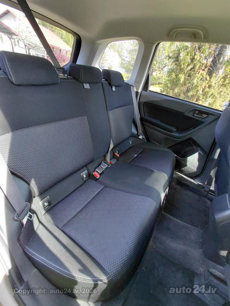 Beige Subaru Forester 2015 in Tallinn, with an engine capacity of 2.00 L and mileage of 170 thousand km for 10000 €, photo 11 on AUTOMOTO.COM.LV