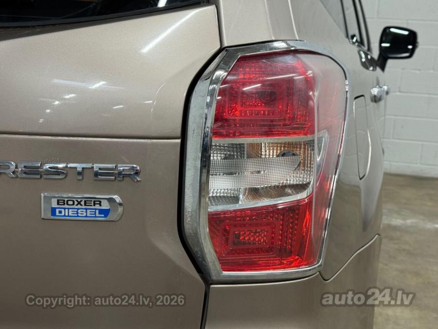 Beige Subaru Forester 2014 in Tallinn, with an engine capacity of 2.00 L and mileage of 164 thousand km for 9995 €, photo 11 on AUTOMOTO.COM.LV