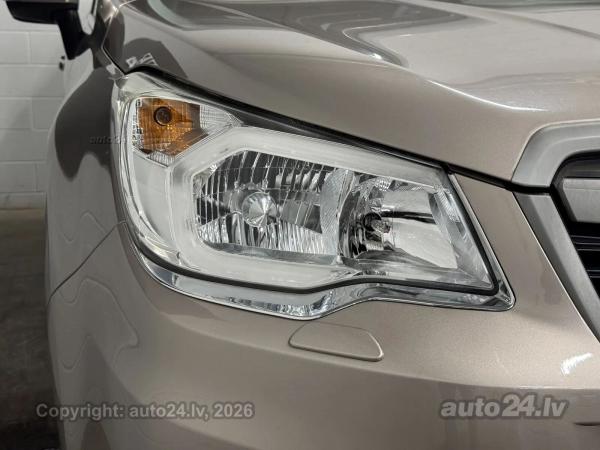 Smilšu krāsa Subaru Forester 2014 Tallina, ar dzinēja tilpumu 2.00 L un nobraukumu 164 tūkst. km par 8495 €, foto 4 vietnē AUTOMOTO.COM.LV