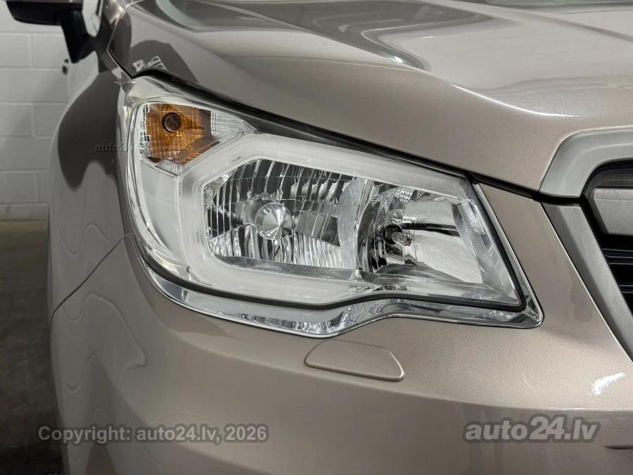 Smilšu krāsa Subaru Forester 2014 Tallina, ar dzinēja tilpumu 2.00 L un nobraukumu 164 tūkst. km par 8495 €, foto 5 vietnē AUTOMOTO.COM.LV