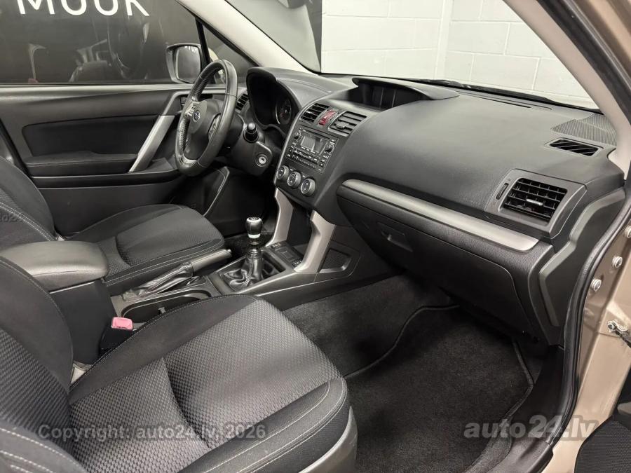 Smilšu krāsa Subaru Forester 2014 Tallina, ar dzinēja tilpumu 2.00 L un nobraukumu 164 tūkst. km par 8495 €, foto 11 vietnē AUTOMOTO.COM.LV