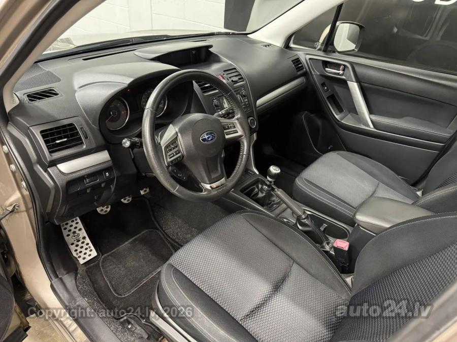 Smilšu krāsa Subaru Forester 2014 Tallina, ar dzinēja tilpumu 2.00 L un nobraukumu 164 tūkst. km par 8495 €, foto 29 vietnē AUTOMOTO.COM.LV