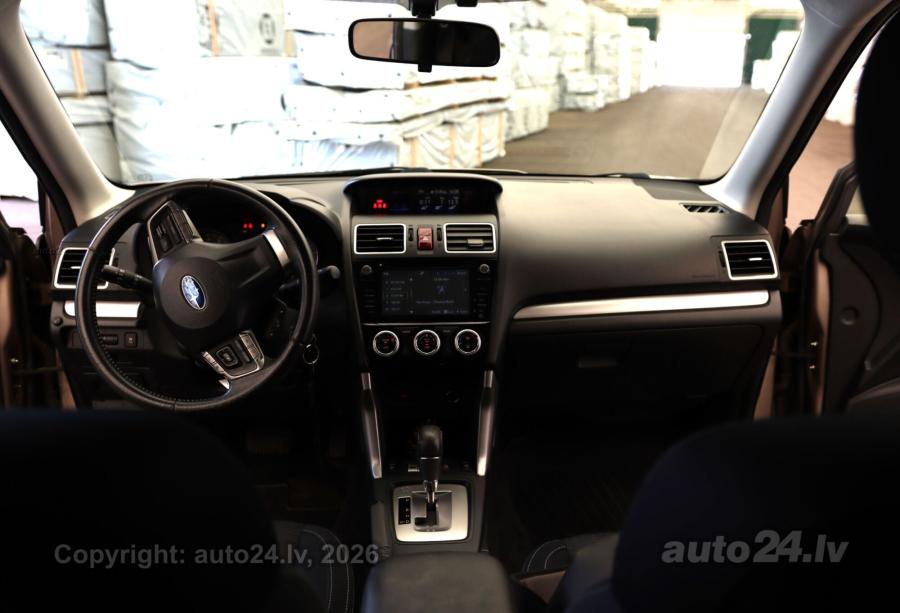 Smilšu krāsa Subaru Forester 2015 Tallina, ar dzinēja tilpumu 2.00 L un nobraukumu 170 tūkst. km par 8700 €, foto 9 vietnē AUTOMOTO.COM.LV