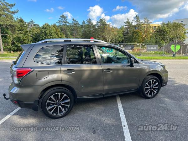 Smilšu krāsa Subaru Forester 2016 Tallina, ar dzinēja tilpumu 2.00 L un nobraukumu 75 tūkst. km par 19000 €, foto 4 vietnē AUTOMOTO.COM.LV