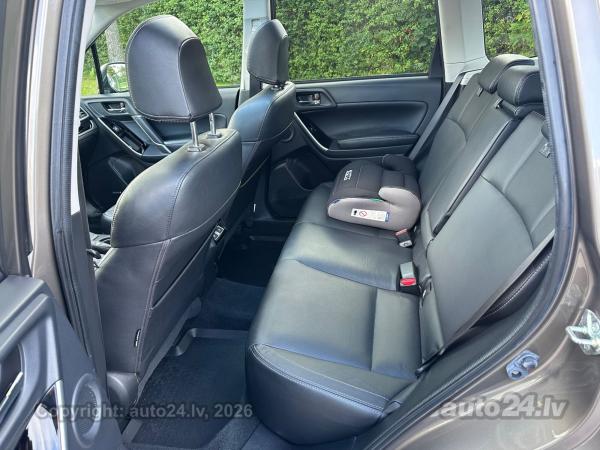 Smilšu krāsa Subaru Forester 2016 Tallina, ar dzinēja tilpumu 2.00 L un nobraukumu 75 tūkst. km par 19000 €, foto 9 vietnē AUTOMOTO.COM.LV