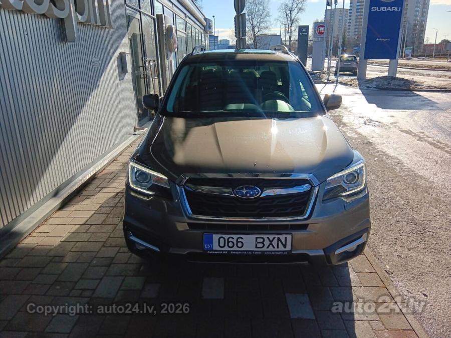 Smilšu krāsa Subaru Forester 2018 Tallina, ar dzinēja tilpumu 2.00 L un nobraukumu 90 tūkst. km par 18990 €, foto 5 vietnē AUTOMOTO.COM.LV