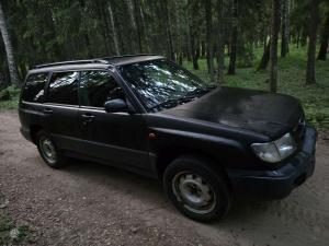 Black Subaru Forester 1998 in Radviliskis, with an engine capacity of 2.00 L and mileage of 287 thousand km for 1450 €, photo 4 on AUTOMOTO.COM.LV