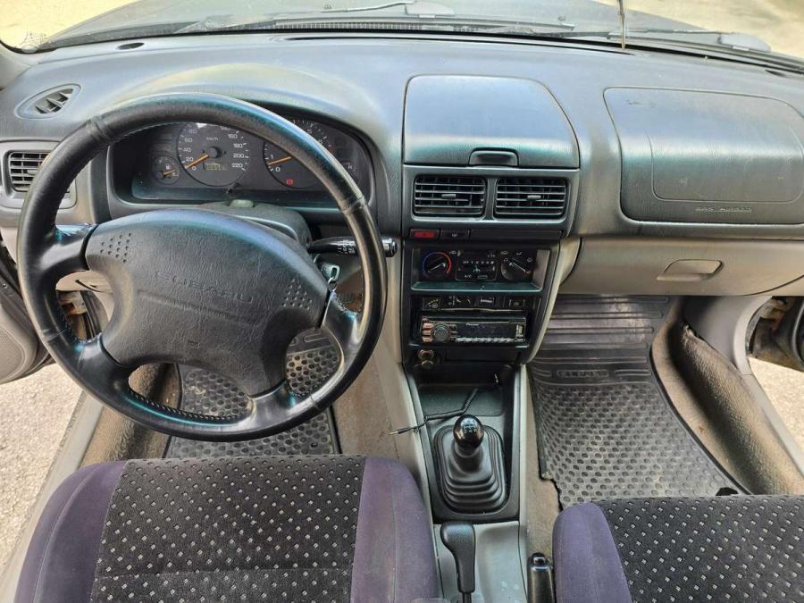 Black Subaru Forester 1998 in Radviliskis, with an engine capacity of 2.00 L and mileage of 322 thousand km for 1250 €, photo 7 on AUTOMOTO.COM.LV