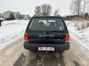 Black Subaru Forester 2000 in Vilnius, with an engine capacity of 2.00 L and mileage of 340 thousand km for 1950 €, photo 7 on AUTOMOTO.COM.LV