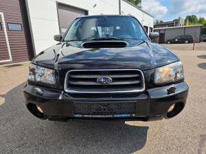Black Subaru Forester 2004 in Utena, with an engine capacity of 1.99 L and mileage of 270 thousand km for 4850 €, photo 9 on AUTOMOTO.COM.LV