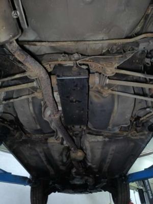 Black Subaru Forester 2004 in Utena, with an engine capacity of 1.99 L and mileage of 270 thousand km for 4850 €, photo 31 on AUTOMOTO.COM.LV