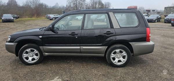 Melns Subaru Forester 2005 Utena, ar dzinēja tilpumu 1.99 L un nobraukumu 254 tūkst. km par 3650 €, foto 6 vietnē AUTOMOTO.COM.LV
