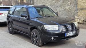 Black Subaru Forester 2005 in Vilnius, with an engine capacity of 2.00 L and mileage of 190 thousand km for 2500 €, photo  on AUTOMOTO.COM.LV