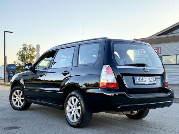 Melns Subaru Forester 2006 Radviliškis, ar dzinēja tilpumu 2.00 L un nobraukumu 363 tūkst. km par 3600 €, foto 6 vietnē AUTOMOTO.COM.LV
