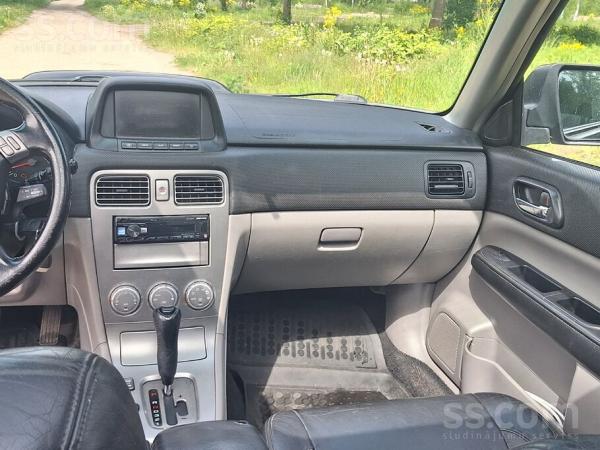 Black Subaru Forester 2007 in Riga, with an engine capacity of 2.50 L and mileage of 247 thousand km for 3650 €, photo 10 on AUTOMOTO.COM.LV