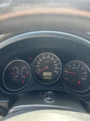 Melns Subaru Forester 2007 Rīga, ar dzinēja tilpumu 2.00 L un nobraukumu 301 tūkst. km par 1900 €, foto 10 vietnē AUTOMOTO.COM.LV