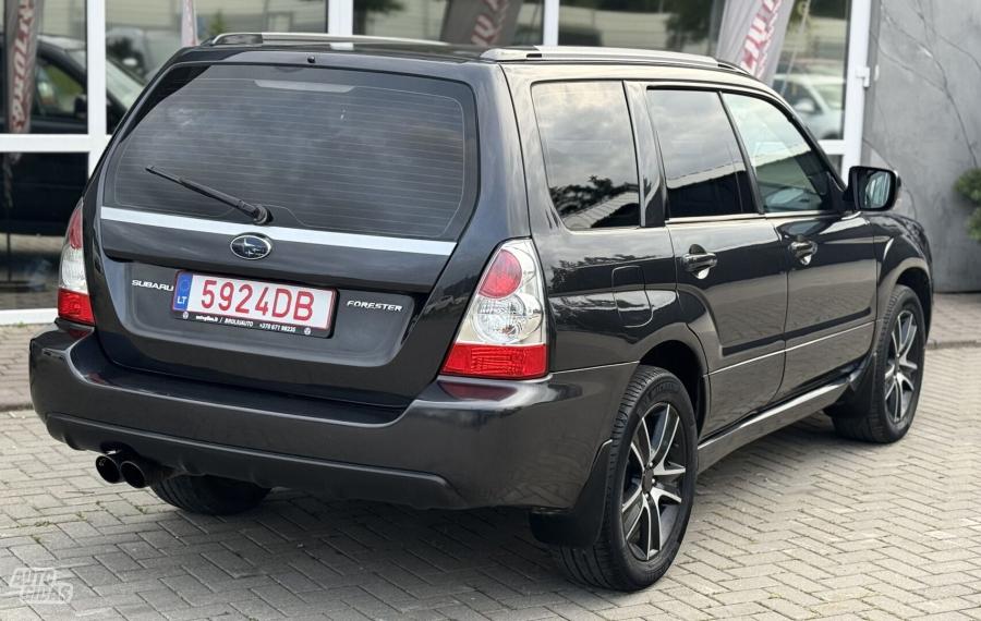 Melns Subaru Forester 2007 Radviliškis, ar dzinēja tilpumu 2.50 L un nobraukumu 249 tūkst. km par 5650 €, foto 12 vietnē AUTOMOTO.COM.LV