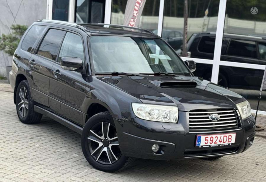 Melns Subaru Forester 2007 Radviliškis, ar dzinēja tilpumu 2.50 L un nobraukumu 249 tūkst. km par 5650 €, foto 3 vietnē AUTOMOTO.COM.LV