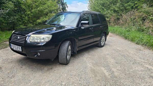Black Subaru Forester 2007 in Vilnius, with an engine capacity of 1.99 L and mileage of 165 thousand km for 3350 €, photo 11 on AUTOMOTO.COM.LV