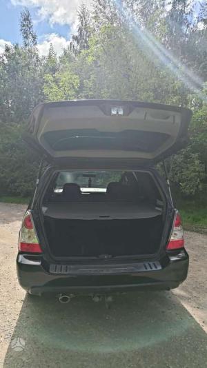 Melns Subaru Forester 2007 Viļņa, ar dzinēja tilpumu 1.99 L un nobraukumu 165 tūkst. km par 3350 €, foto 16 vietnē AUTOMOTO.COM.LV