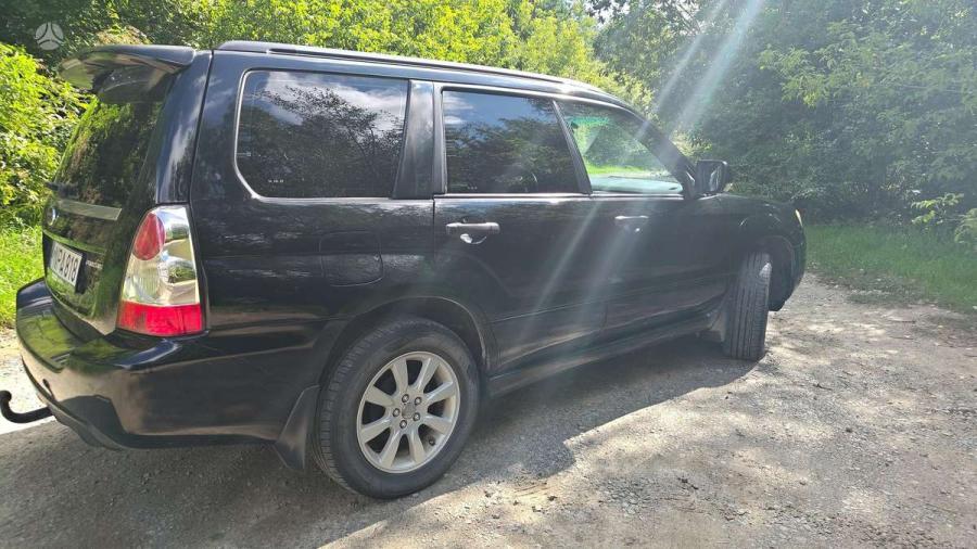 Melns Subaru Forester 2007 Viļņa, ar dzinēja tilpumu 1.99 L un nobraukumu 165 tūkst. km par 3350 €, foto 23 vietnē AUTOMOTO.COM.LV