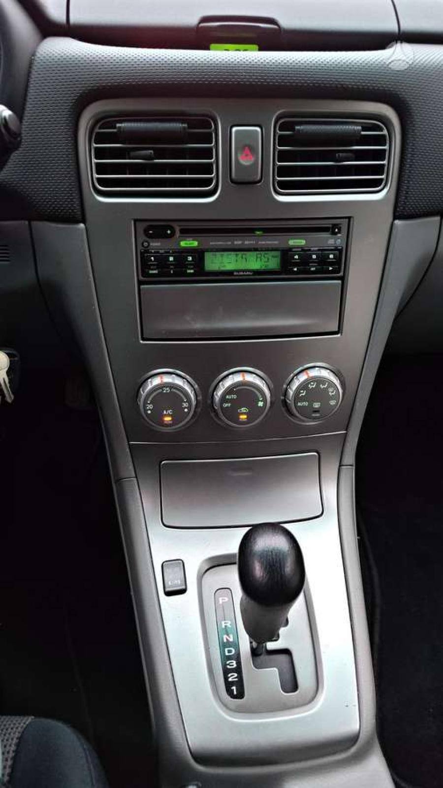 Melns Subaru Forester 2007 Viļņa, ar dzinēja tilpumu 1.99 L un nobraukumu 165 tūkst. km par 3350 €, foto 29 vietnē AUTOMOTO.COM.LV