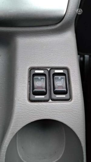 Melns Subaru Forester 2007 Viļņa, ar dzinēja tilpumu 1.99 L un nobraukumu 165 tūkst. km par 3350 €, foto 36 vietnē AUTOMOTO.COM.LV