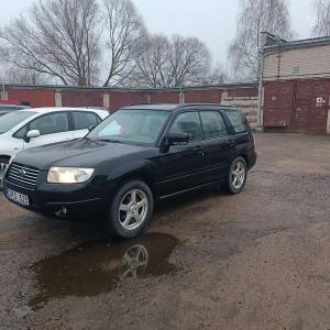 Black Subaru Forester 2008 in Panevezys, with an engine capacity of 1.99 L and mileage of 303 thousand km for 590 €, photo  on AUTOMOTO.COM.LV