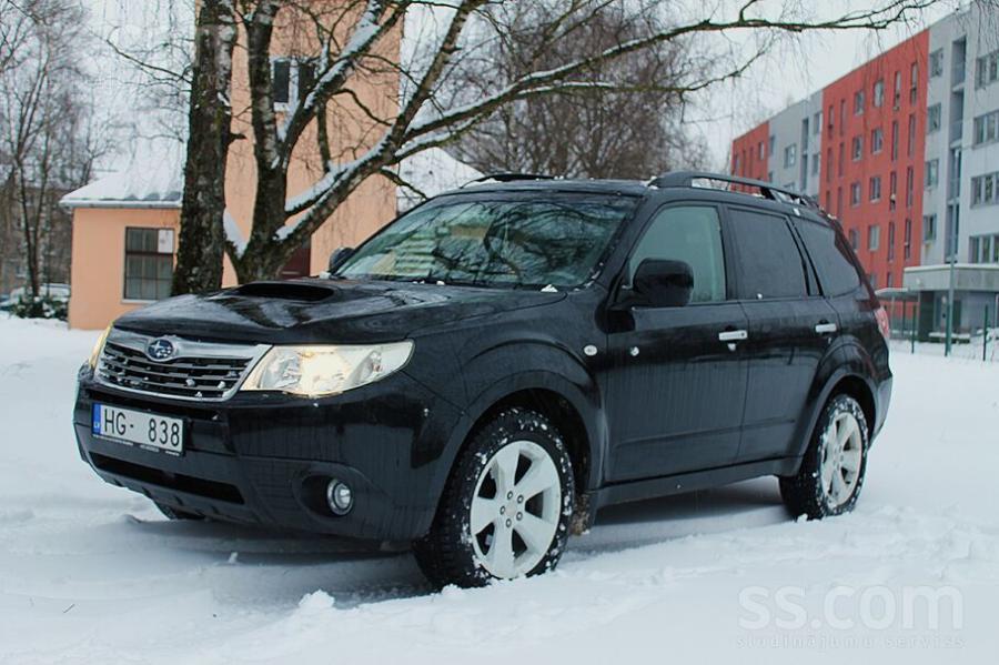 Black Subaru Forester 2008 in Riga, with an engine capacity of 2.00 L and mileage of 250 thousand km for 3600 €, photo 1 on AUTOMOTO.COM.LV