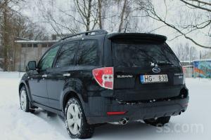 Black Subaru Forester 2008 in Riga, with an engine capacity of 2.00 L and mileage of 250 thousand km for 3600 €, photo 4 on AUTOMOTO.COM.LV