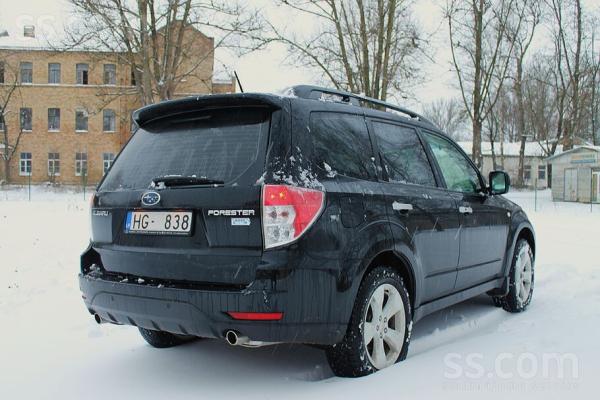 Melns Subaru Forester 2008 Rīga, ar dzinēja tilpumu 2.00 L un nobraukumu 250 tūkst. km par 3600 €, foto 7 vietnē AUTOMOTO.COM.LV