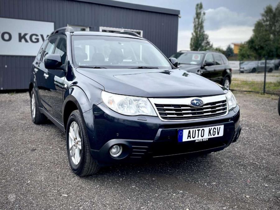 Black Subaru Forester 2008 in Vilnius, with an engine capacity of 2.00 L and mileage of 218 thousand km for 4799 €, photo 8 on AUTOMOTO.COM.LV
