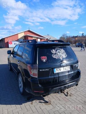 Melns Subaru Forester 2008 Rīga, ar dzinēja tilpumu 2.00 L un nobraukumu 400 tūkst. km par 2200 €, foto 5 vietnē AUTOMOTO.COM.LV